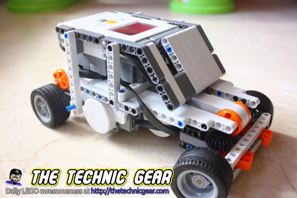 Building a LEGO Mindstorms NXT Race Car - LEGO Reviews & Videos