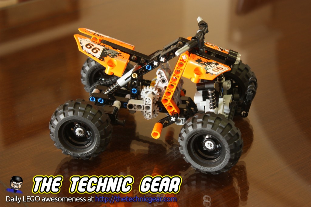 Building LEGO 9392 Quad Bike - LEGO Reviews & Videos