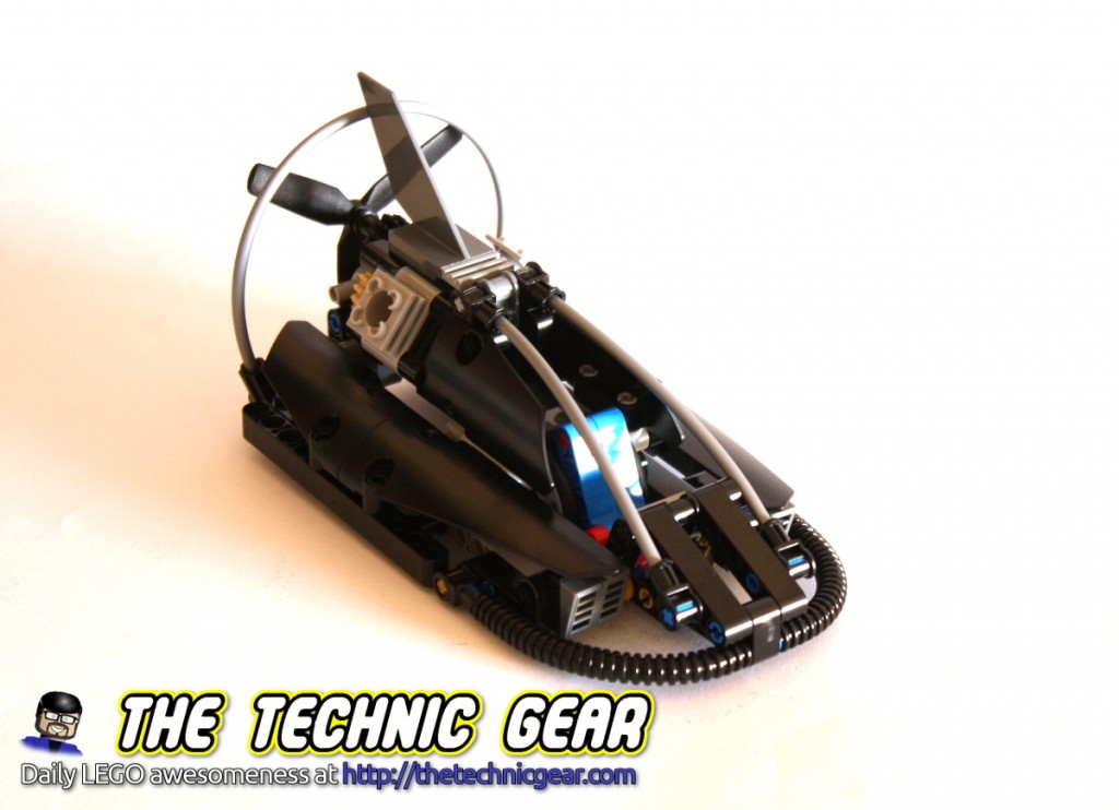 Float over reviews: LEGO Technic Hovercraft 42002 - LEGO Reviews & Videos