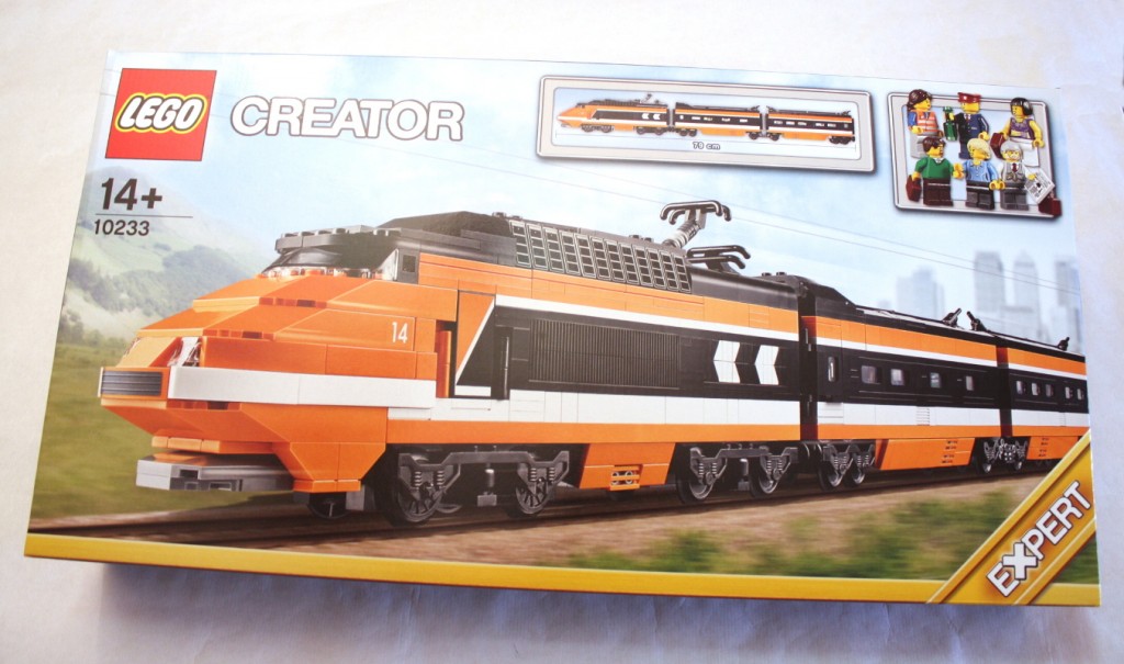 LEGO 10233 Horizon Express Review - LEGO Reviews & Videos
