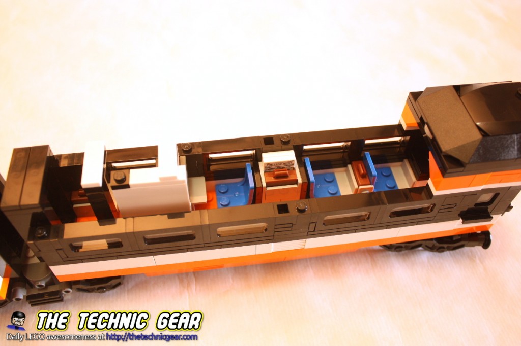 LEGO 10233 Horizon Express Review - LEGO Reviews & Videos
